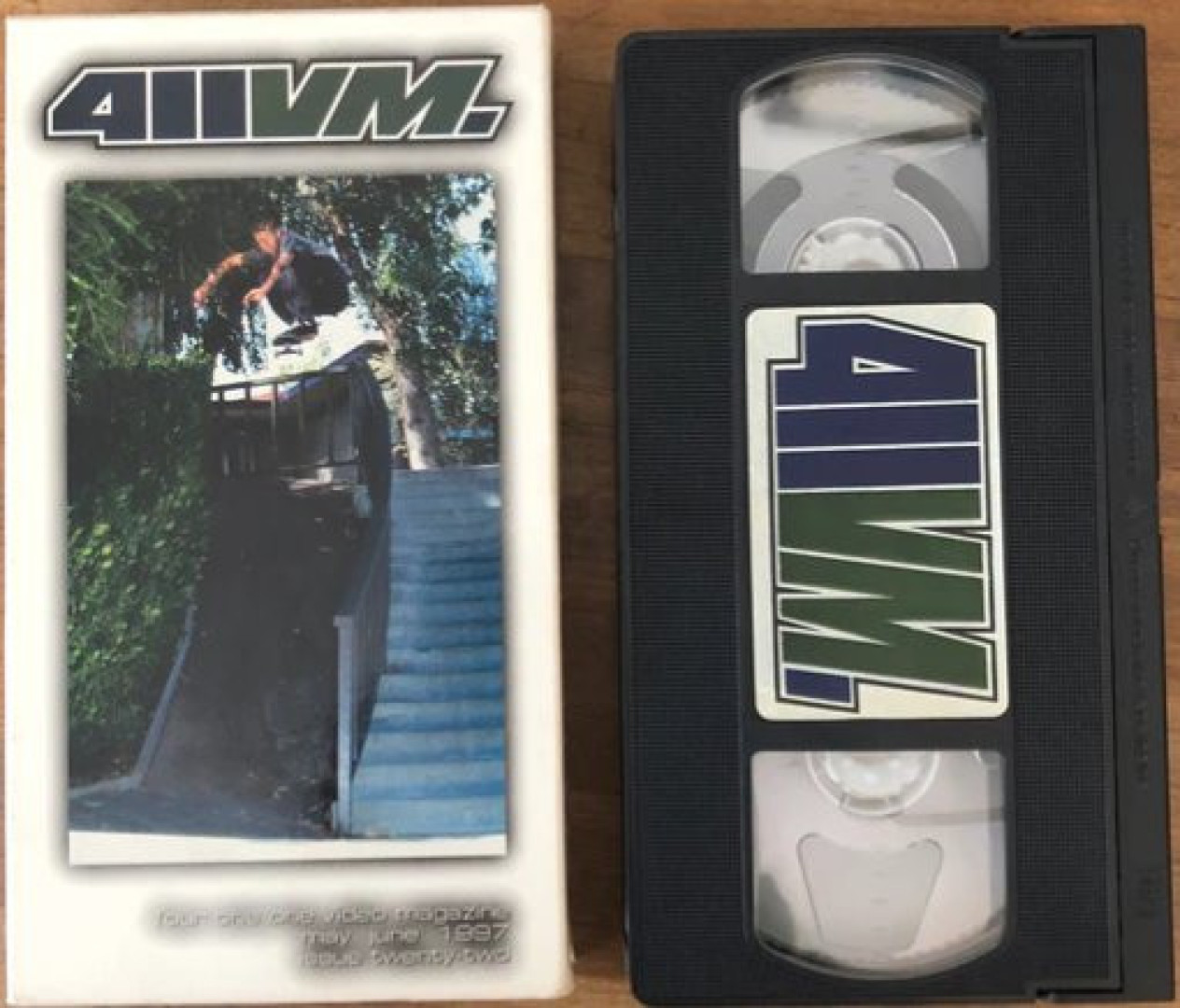 411VM Issue 22 By 411 Video Magazine | Skate Sonr